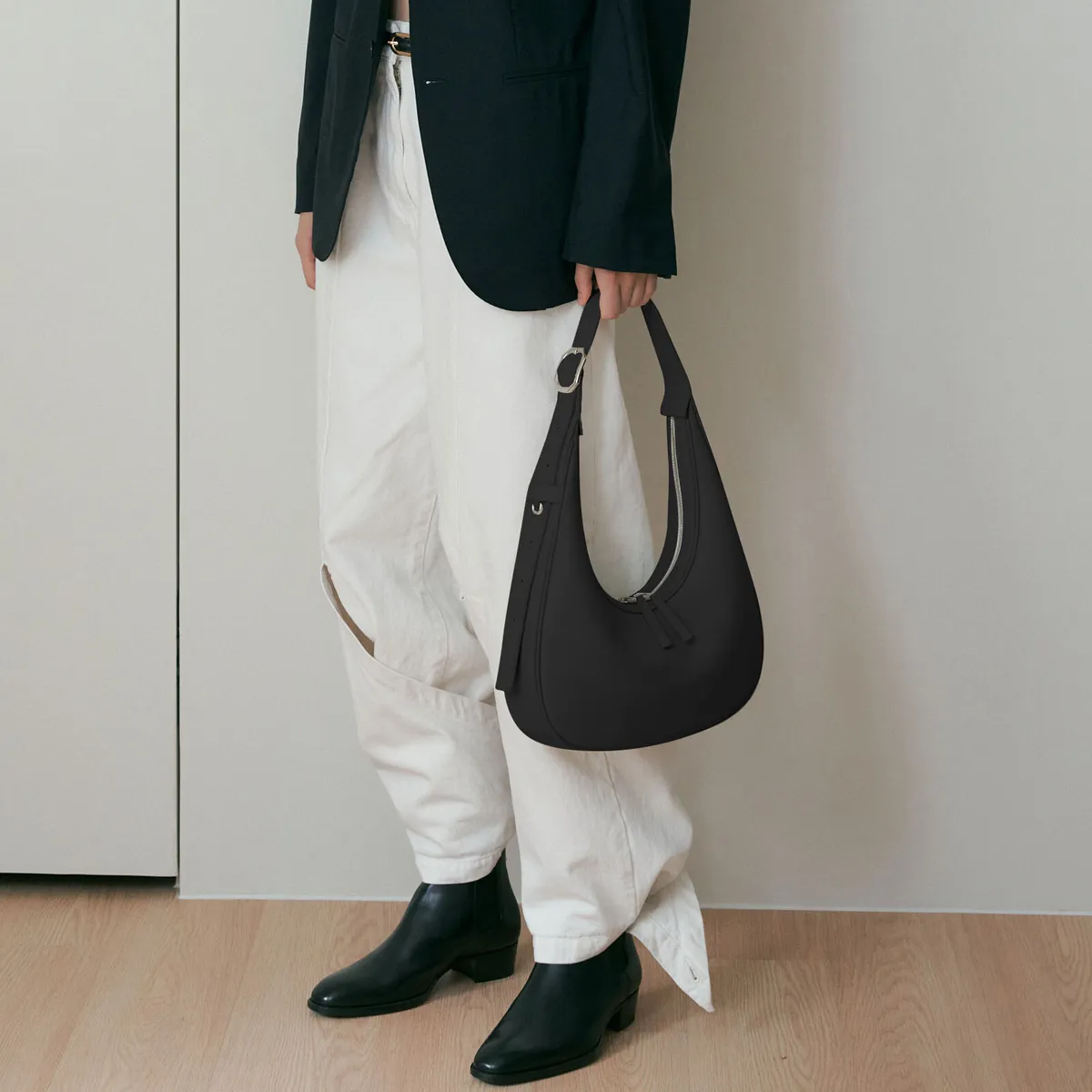 Flan bag-black - 감도 깊은 취향 셀렉트샵 29CM
