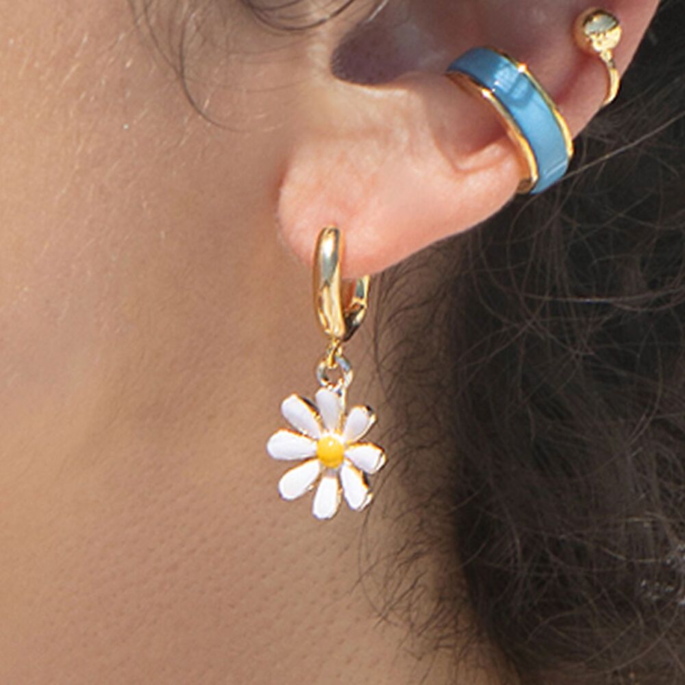 [케플러 영은 착용] daisy bold one touch earrings - 감도 깊은 취향 셀렉트샵 29CM