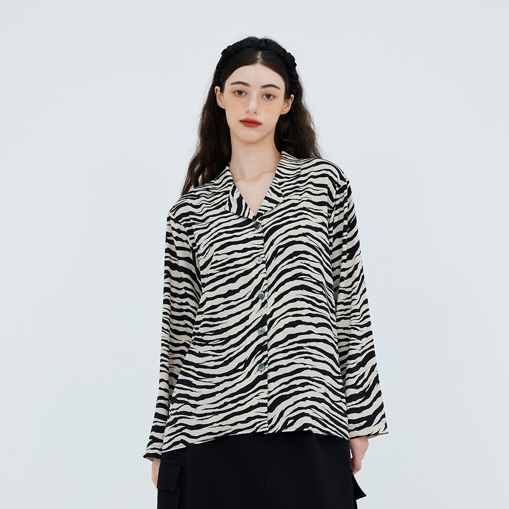 Zebra Collar Blouse - 감도 깊은 취향 셀렉트샵 29CM