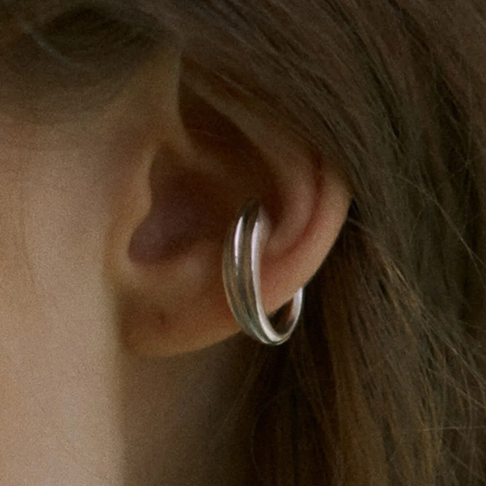 LEAF BOLD EAR CUFF - 감도 깊은 취향 셀렉트샵 29CM