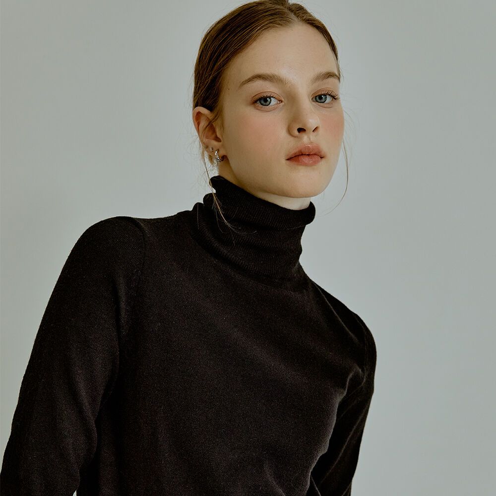 Basic slim-fit turtleneck (black) - 감도 깊은 취향 셀렉트샵 29CM