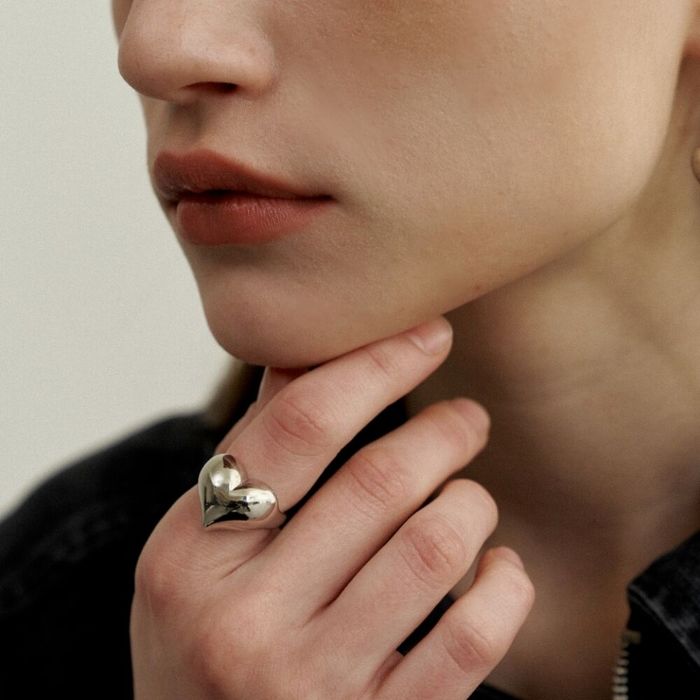 Volume Heart Ring - 감도 깊은 취향 셀렉트샵 29CM