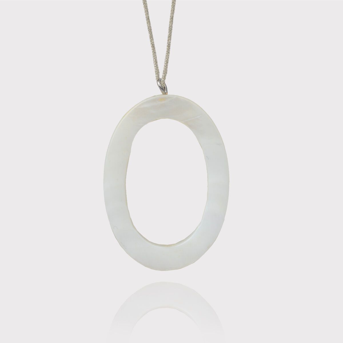 Silver oval nacre ornament [실버 오벌 자개 오너먼트] - 감도 깊은 취향 셀렉트샵 29CM