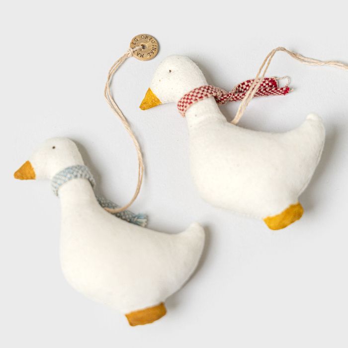 Maileg 메일레그 크리스마스오너먼트 Goose Ornament, 2 Ass - 감도 깊은 취향 셀렉트샵 29CM