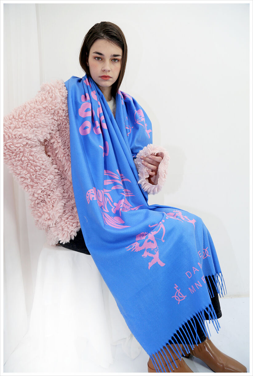 드로잉 블루 머플러_Drawing Blue Muffler - 감도 깊은 취향 셀렉트샵 29CM