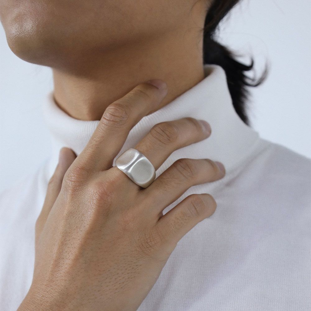 Men's pinch ring - 감도 깊은 취향 셀렉트샵 29CM