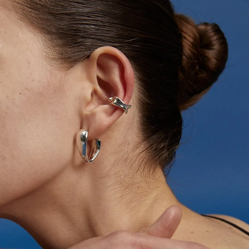 FLAT HOOP EARRING_SILVER - 감도 깊은 취향 셀렉트샵 29CM