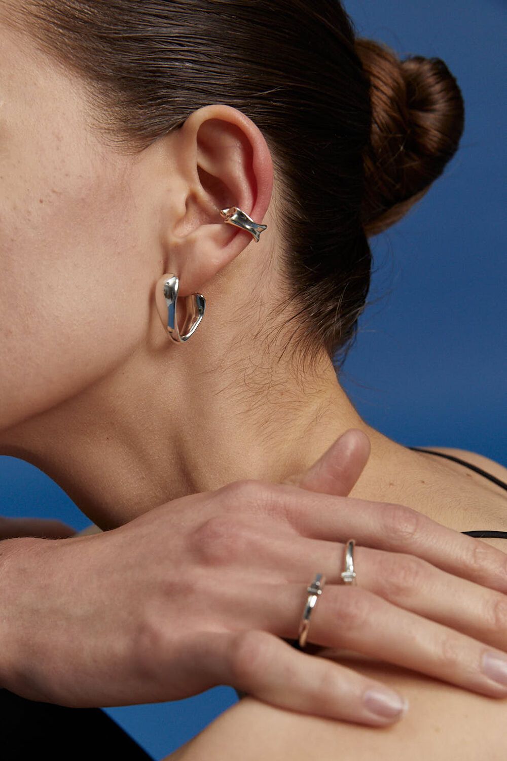 LIQUID EAR-CUFF_SILVER - 감도 깊은 취향 셀렉트샵 29CM