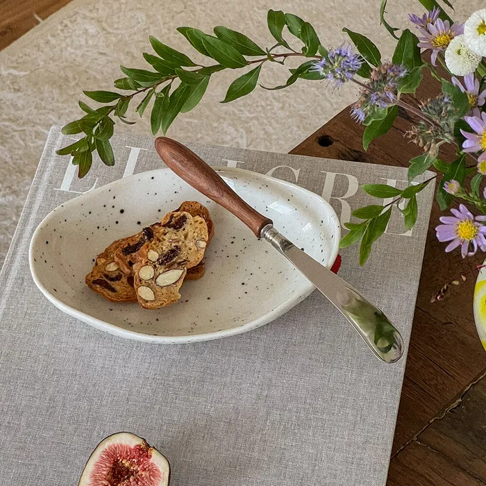 [EPOK 에포크] 블랙 점박이 패턴 오발 플레이트 3종 - 감도 깊은 취향 셀렉트샵 29CM