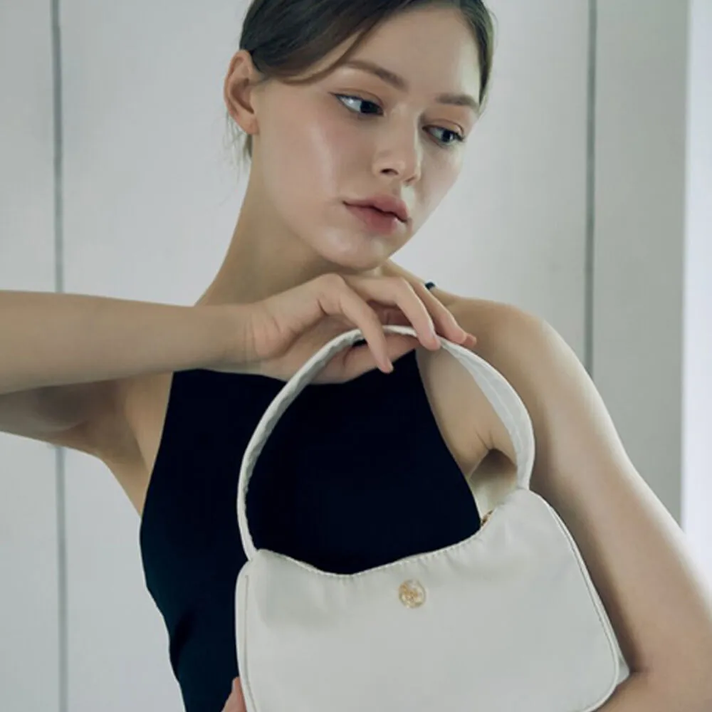 COMFY BAG (2color) - 감도 깊은 취향 셀렉트샵 29CM