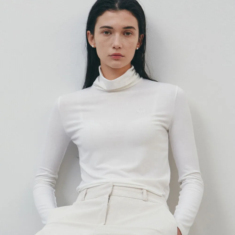 NICOLE SLIM TURTLENECK TOP_IVORY - 감도 깊은 취향 셀렉트샵 29CM
