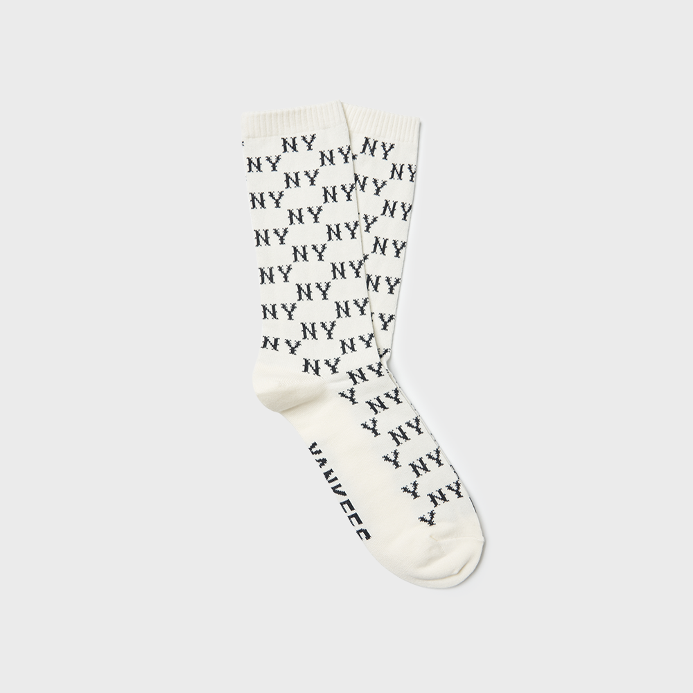 클래식 모노그램 양말 NY (Ivory) - 감도 깊은 취향 셀렉트샵 29CM