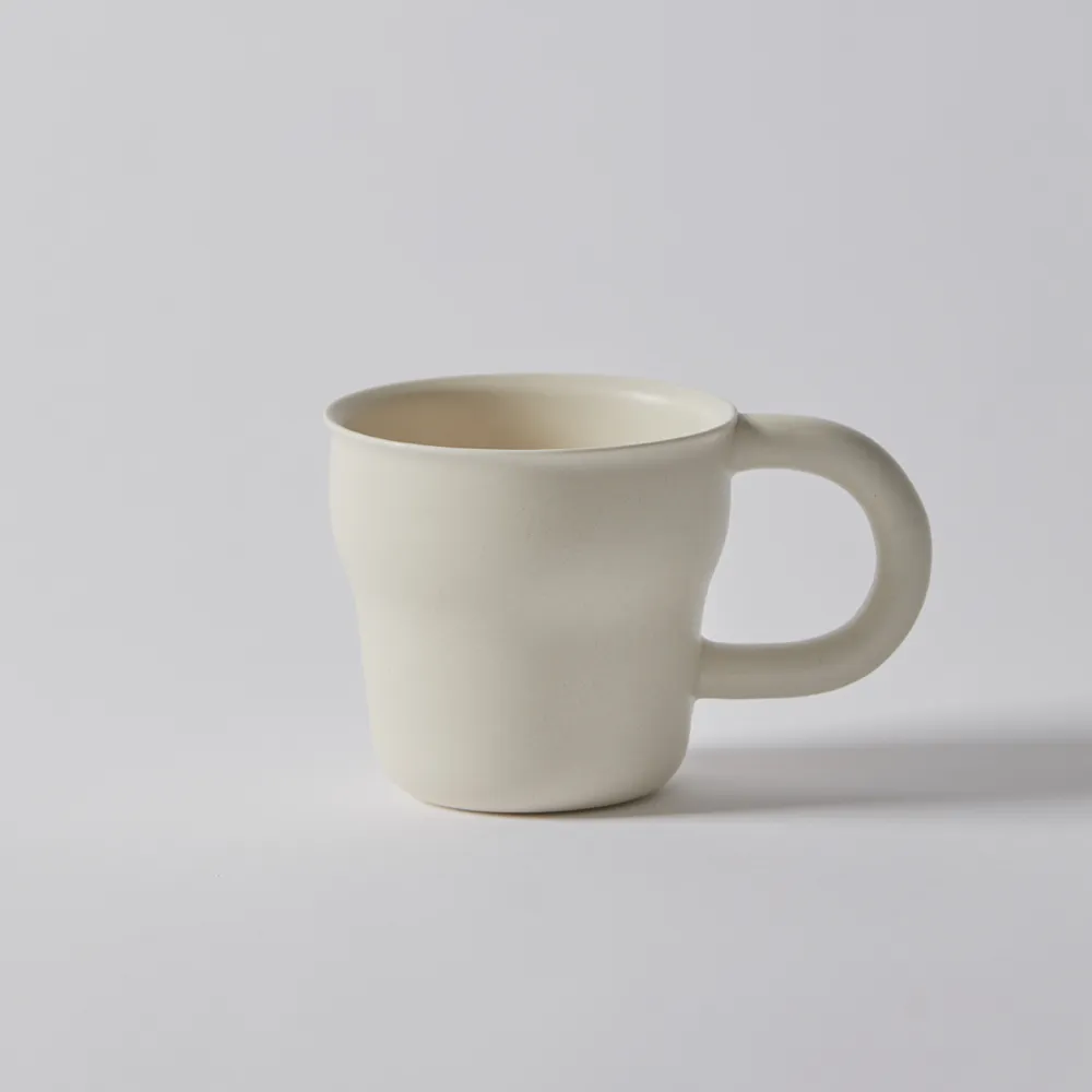 수고 고비샌드 ㅣ 머그컵 베이지 360ml - 감도 깊은 취향 셀렉트샵 29CM