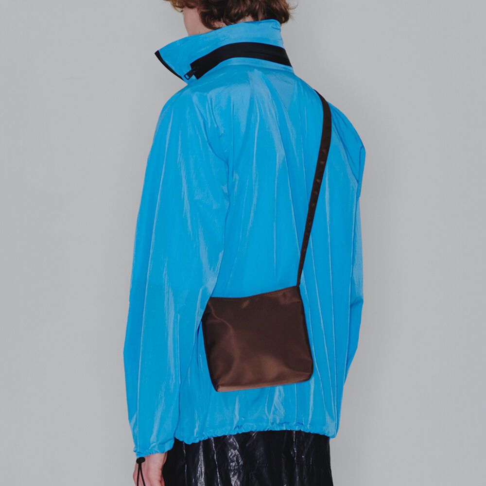 [HAH ARCHIVE] LIGHTWEIGHT CROSSBODY BAG (BROWN) - 감도 깊은 취향 셀렉트샵 29CM