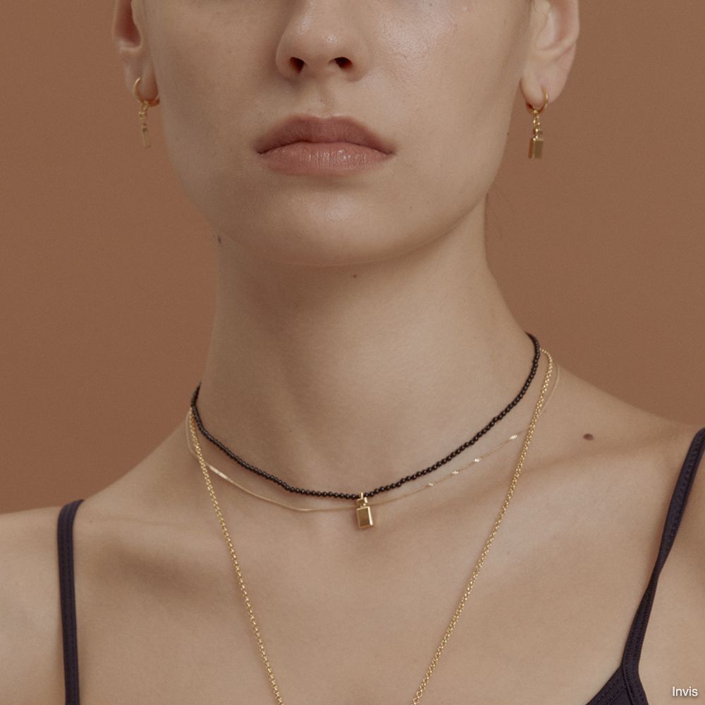 SMALL SQUARE BLACK BEADS NECKLACE - 감도 깊은 취향 셀렉트샵 29CM