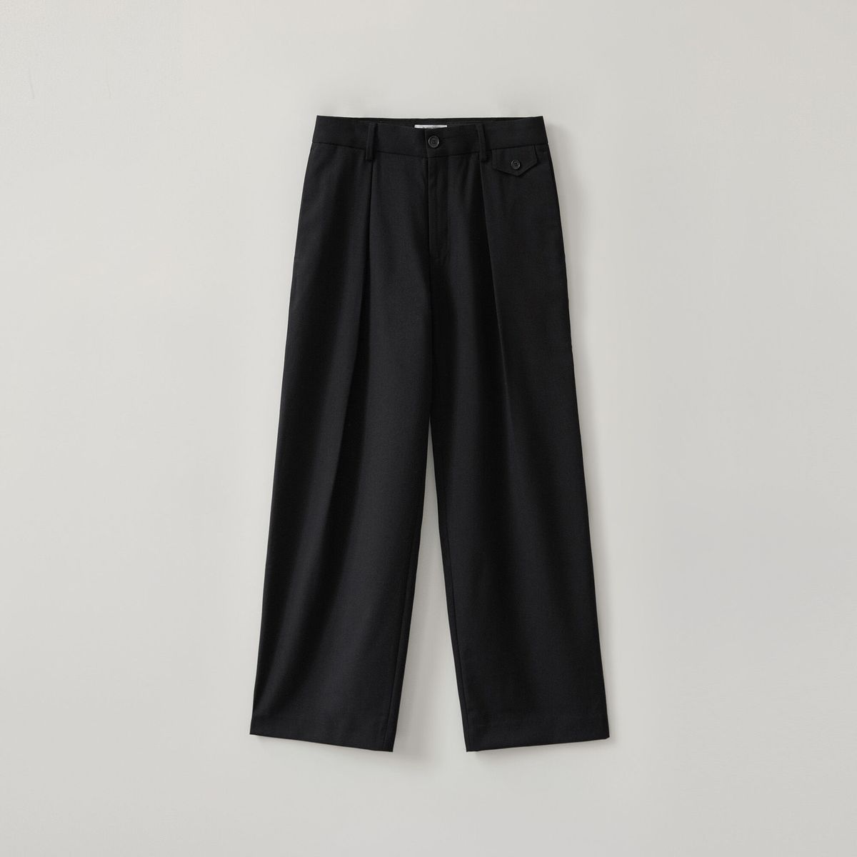 DEEP PLEATS SLACKS_BLACK - 감도 깊은 취향 셀렉트샵 29CM