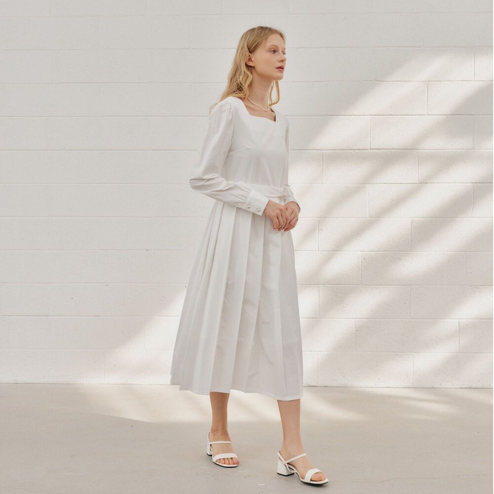 PLEATED SQUARE ONEPIECE_WHITE - 감도 깊은 취향 셀렉트샵 29CM