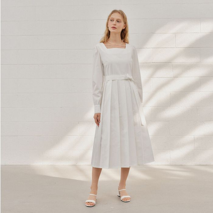 PLEATED SQUARE ONEPIECE_WHITE - 감도 깊은 취향 셀렉트샵 29CM