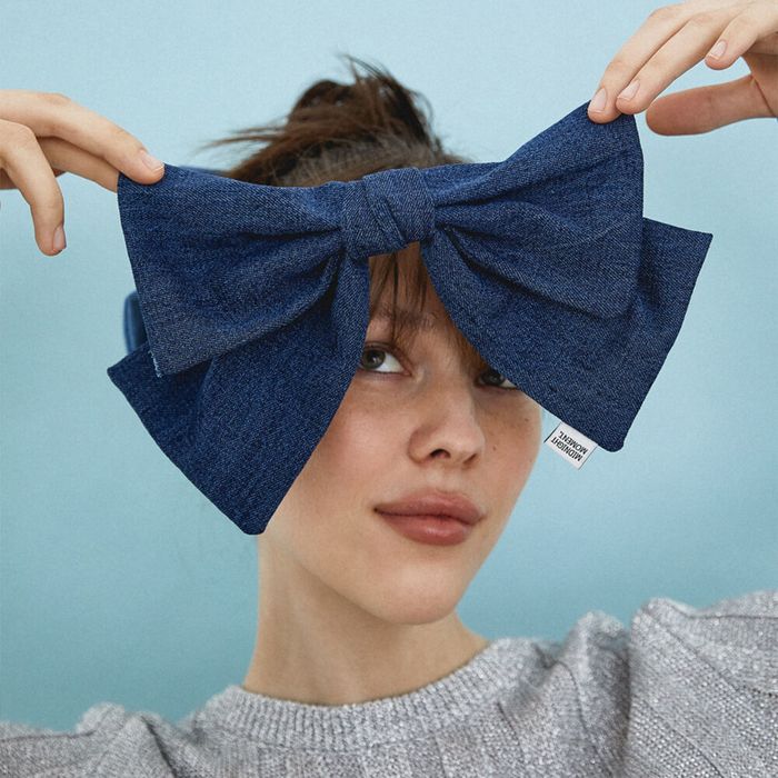 denim ribbon pin - 감도 깊은 취향 셀렉트샵 29CM