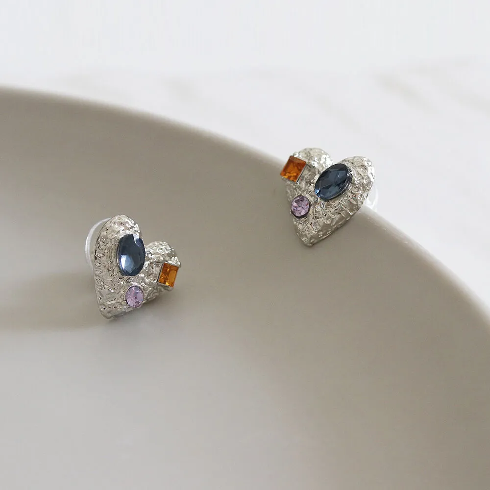 dd49 하트 젬스톤 귀걸이&귀찌 2type - 감도 깊은 취향 셀렉트샵 29CM