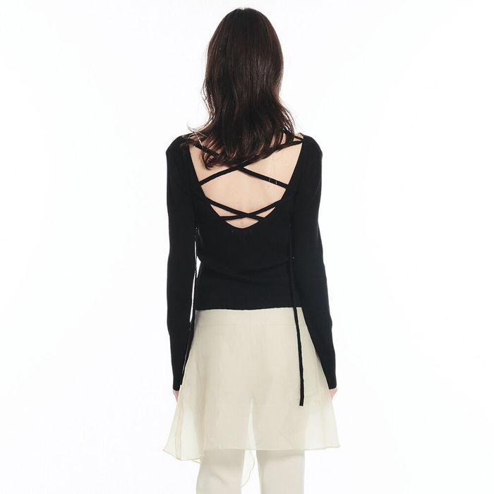 OPEN BACK STRING KNIT / BLACK - 감도 깊은 취향 셀렉트샵 29CM
