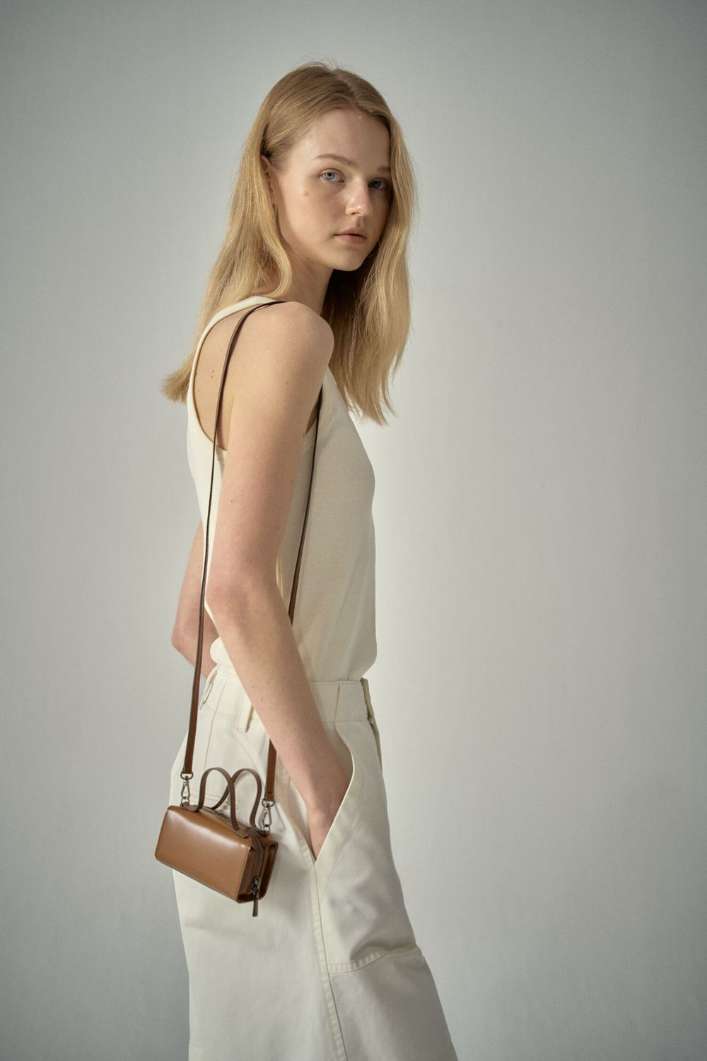 미니 파운드백_black - 감도 깊은 취향 셀렉트샵 29CM