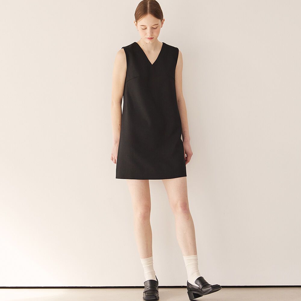 V-neck minimal mini dress_black - 감도 깊은 취향 셀렉트샵 29CM