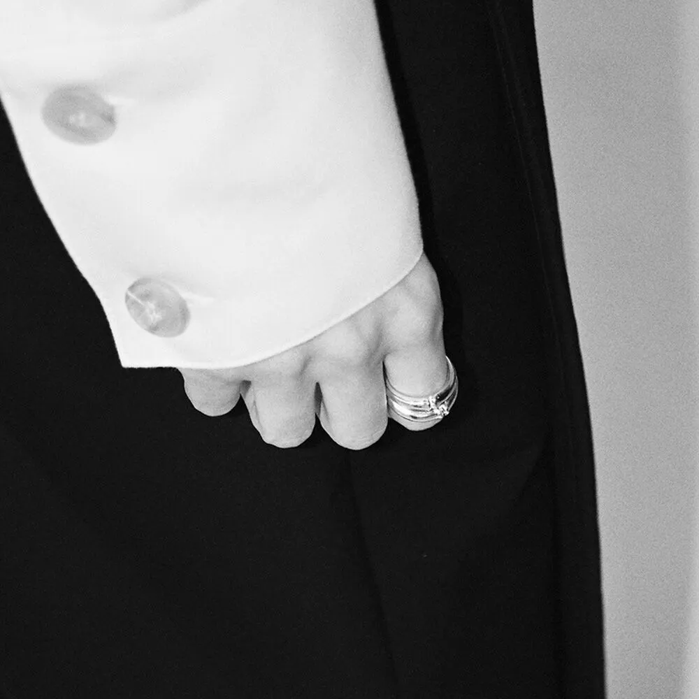 Thin sepal ring - 감도 깊은 취향 셀렉트샵 29CM