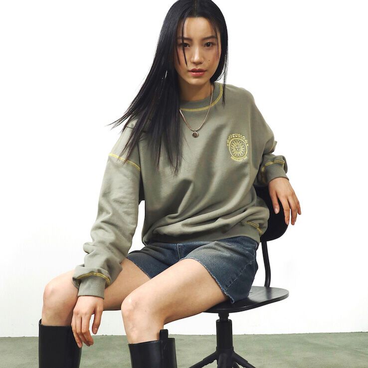 Benevolent sun Sweatshirt olive - 감도 깊은 취향 셀렉트샵 29CM