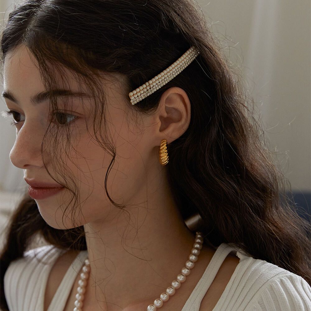 Crystal mixed pearl square line hair pin HP005 - 감도 깊은 취향 셀렉트샵 29CM