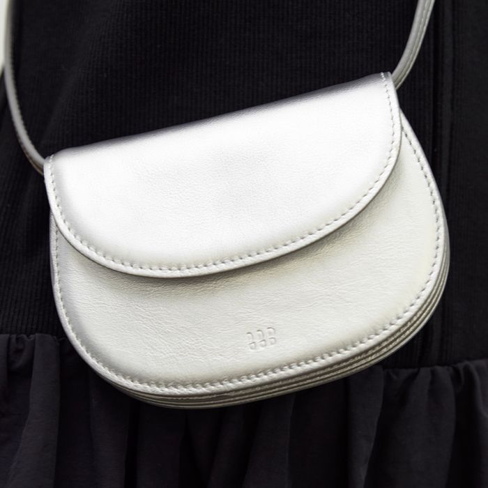 Tiny Pebble Bag (Silver) - 감도 깊은 취향 셀렉트샵 29CM