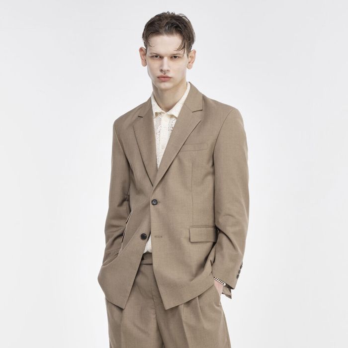 Basic Blazer BEIGE - 감도 깊은 취향 셀렉트샵 29CM