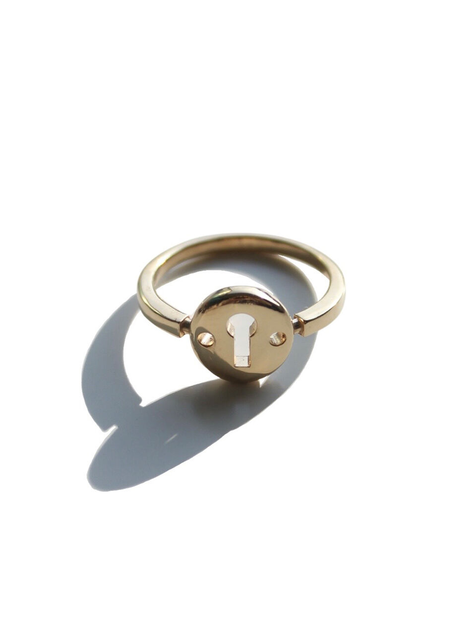 Key Hole Ring [14K / Silver 925] - 감도 깊은 취향 셀렉트샵 29CM
