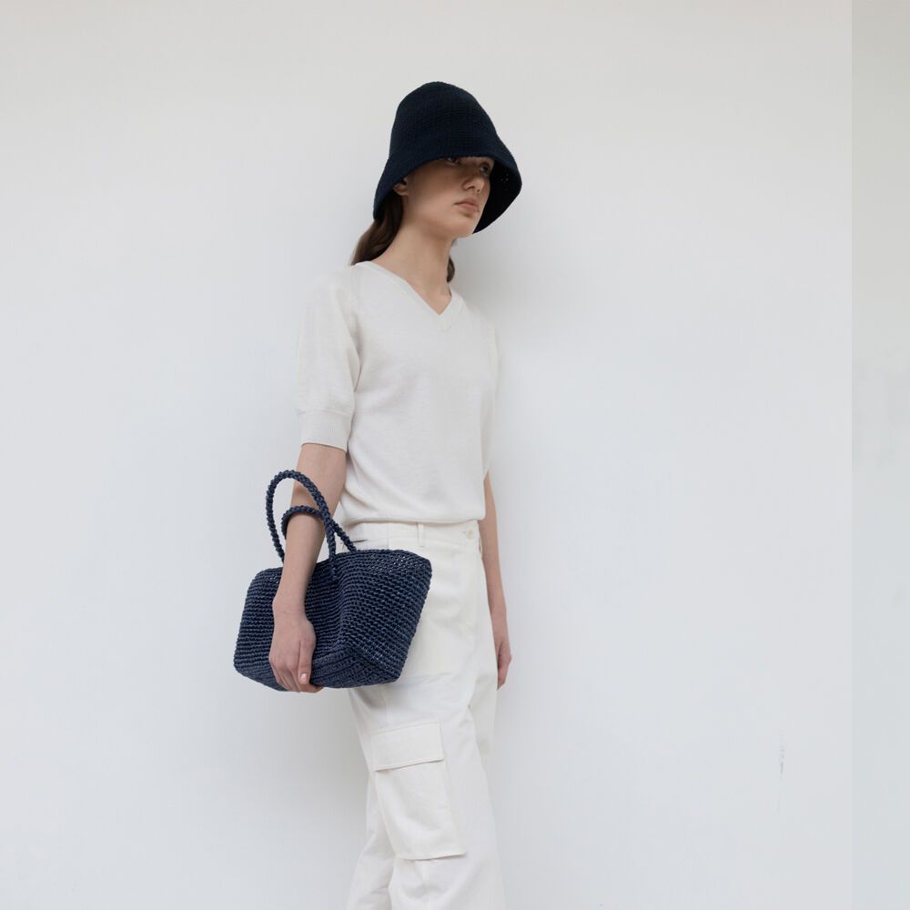 Wesley V-neck Knit (ivory,pink) - 감도 깊은 취향 셀렉트샵 29CM