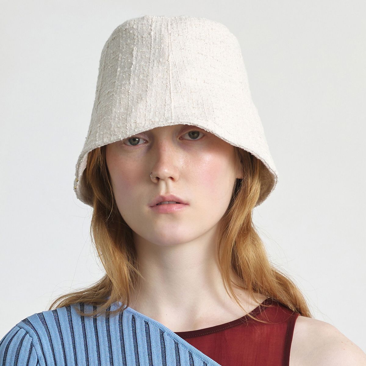 STAND BUCKET / LINEN TWEED / OATMEAL - 감도 깊은 취향 셀렉트샵 29CM