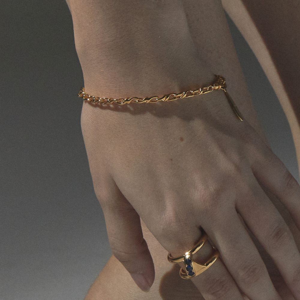 BETWEEN CHAIN BRACELET - 감도 깊은 취향 셀렉트샵 29CM