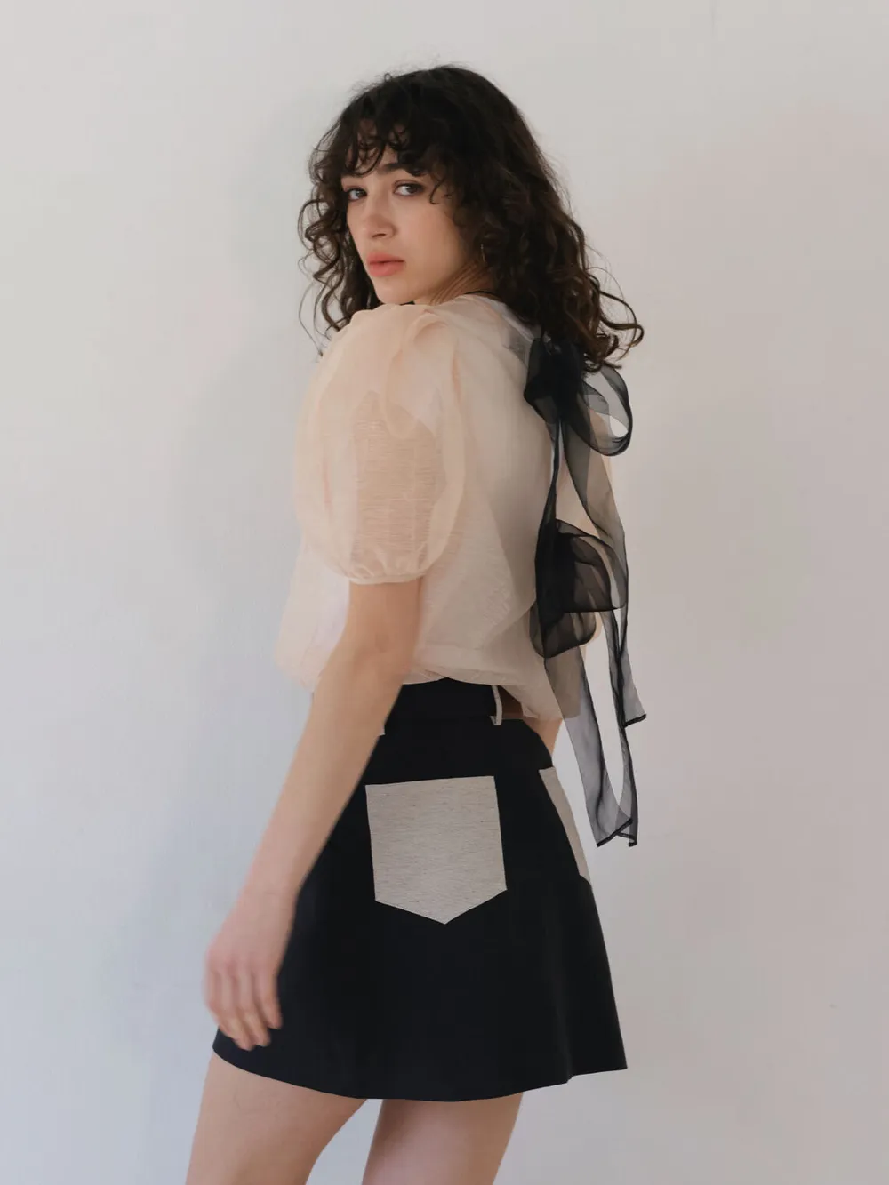 EDEN RIBBON SHEER BLOUSE - 감도 깊은 취향 셀렉트샵 29CM