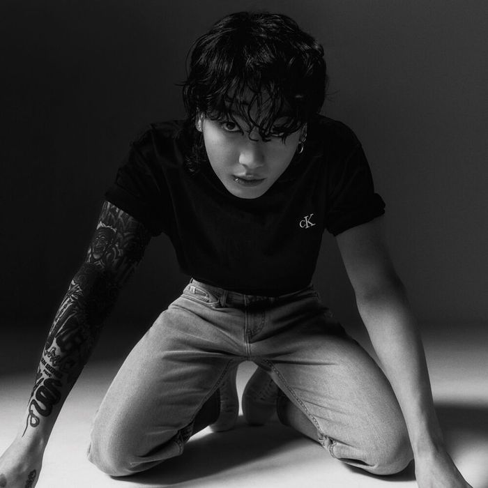 [BTS정국 착용] 6color 남 릴렉스핏 아카이브 로고 반팔 티셔츠 40HM229 - 감도 깊은 취향 셀렉트샵 29CM