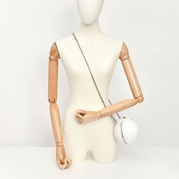 [TONNO]톤노Mini ball chain bag white - 감도 깊은 취향 셀렉트샵 29CM