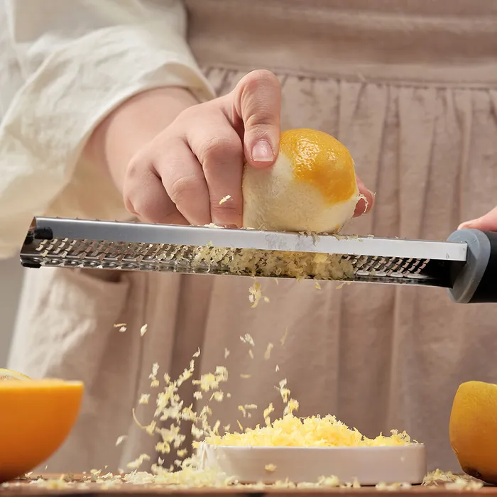 스텐 304 플랫 치즈그레이터 [그라인더 강판 이유식 카페] - 감도 깊은 취향 셀렉트샵 29CM