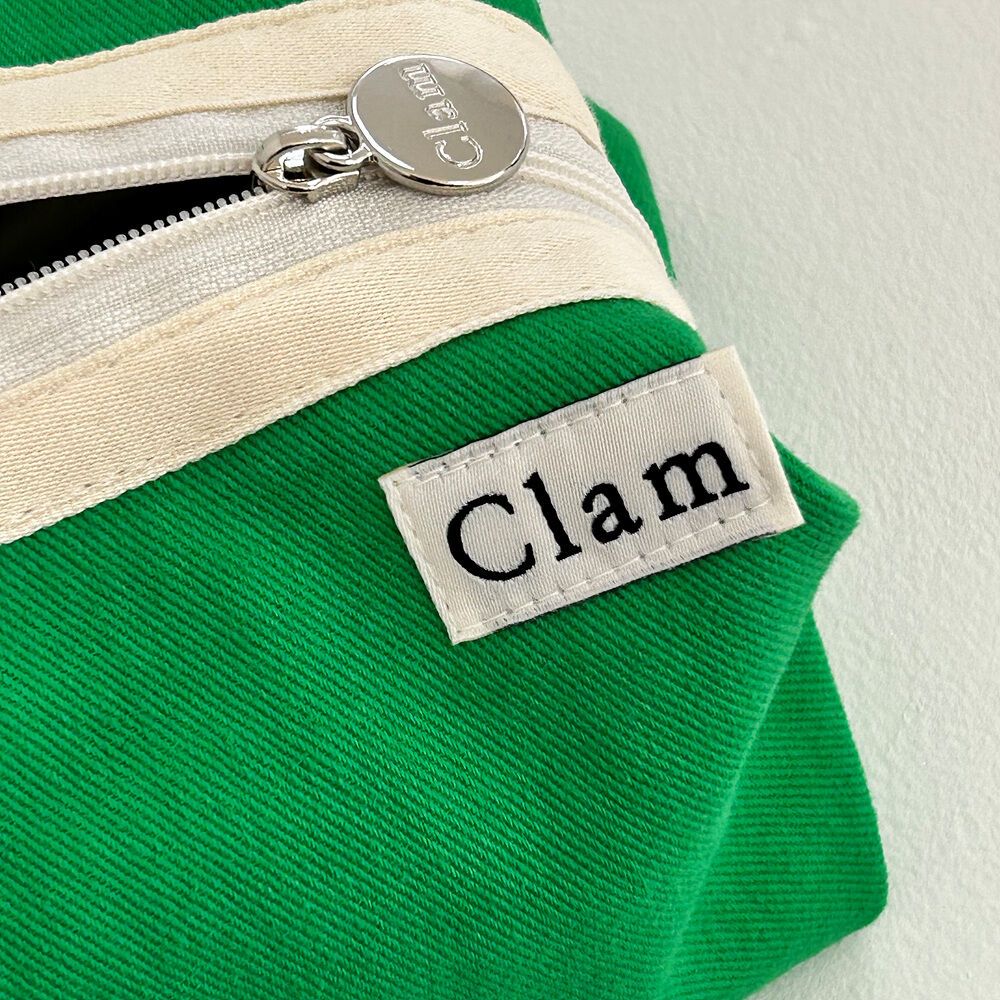 Clam round pouch _ Vivid green - 감도 깊은 취향 셀렉트샵 29CM