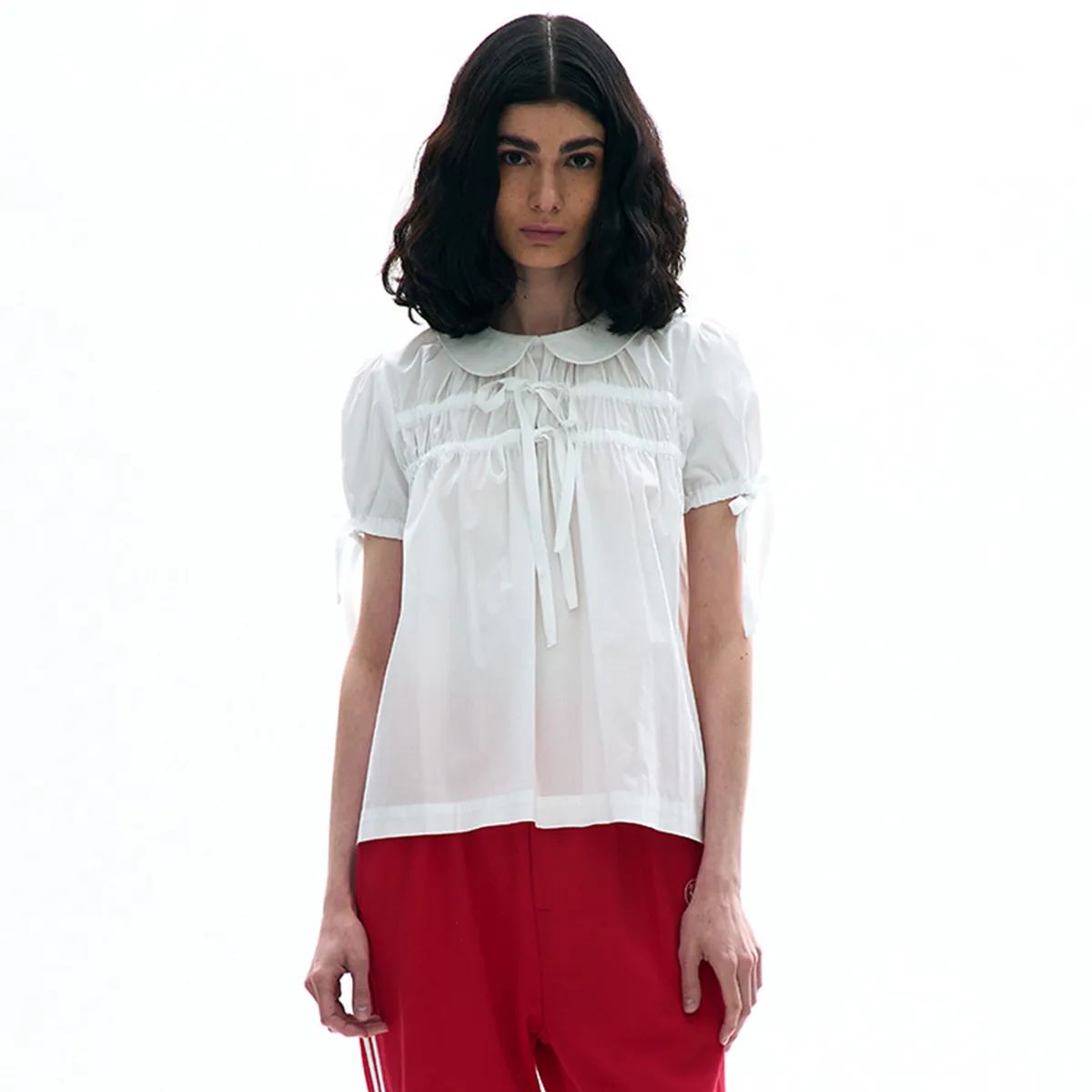 OPEN BACK RIBBON PUFF BLOUSE_WHITE - 감도 깊은 취향 셀렉트샵 29CM