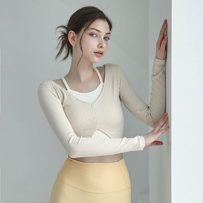 여성 요가복 DEVI-T0092-베이지 필라테스 줄리아 골지 롱슬리브 - 감도 깊은 취향 셀렉트샵 29CM