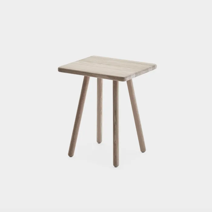 스카게락 by 프리츠한센 - GEORG SIDE TABLE (OAK) - 감도 깊은 취향 셀렉트샵 29CM