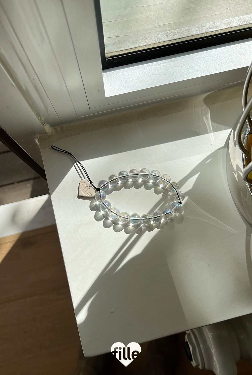 Crystal String - Round - 감도 깊은 취향 셀렉트샵 29CM