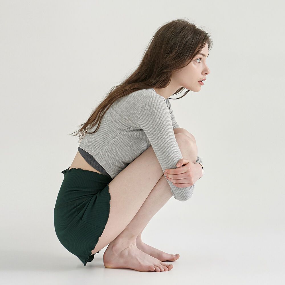 여성 요가복 DEVI-B0061-딥그린 필라테스 비비아나 골지 쇼츠 - 감도 깊은 취향 셀렉트샵 29CM