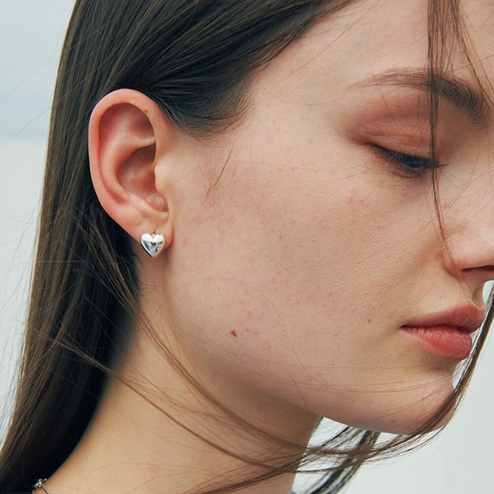 [925 silver] Deux.silver.27 / plump heart earring (silver) - 감도 깊은 취향 셀렉트샵 29CM