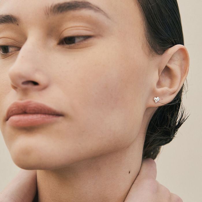 Mini Melting Heart Earring (Silver) - 감도 깊은 취향 셀렉트샵 29CM