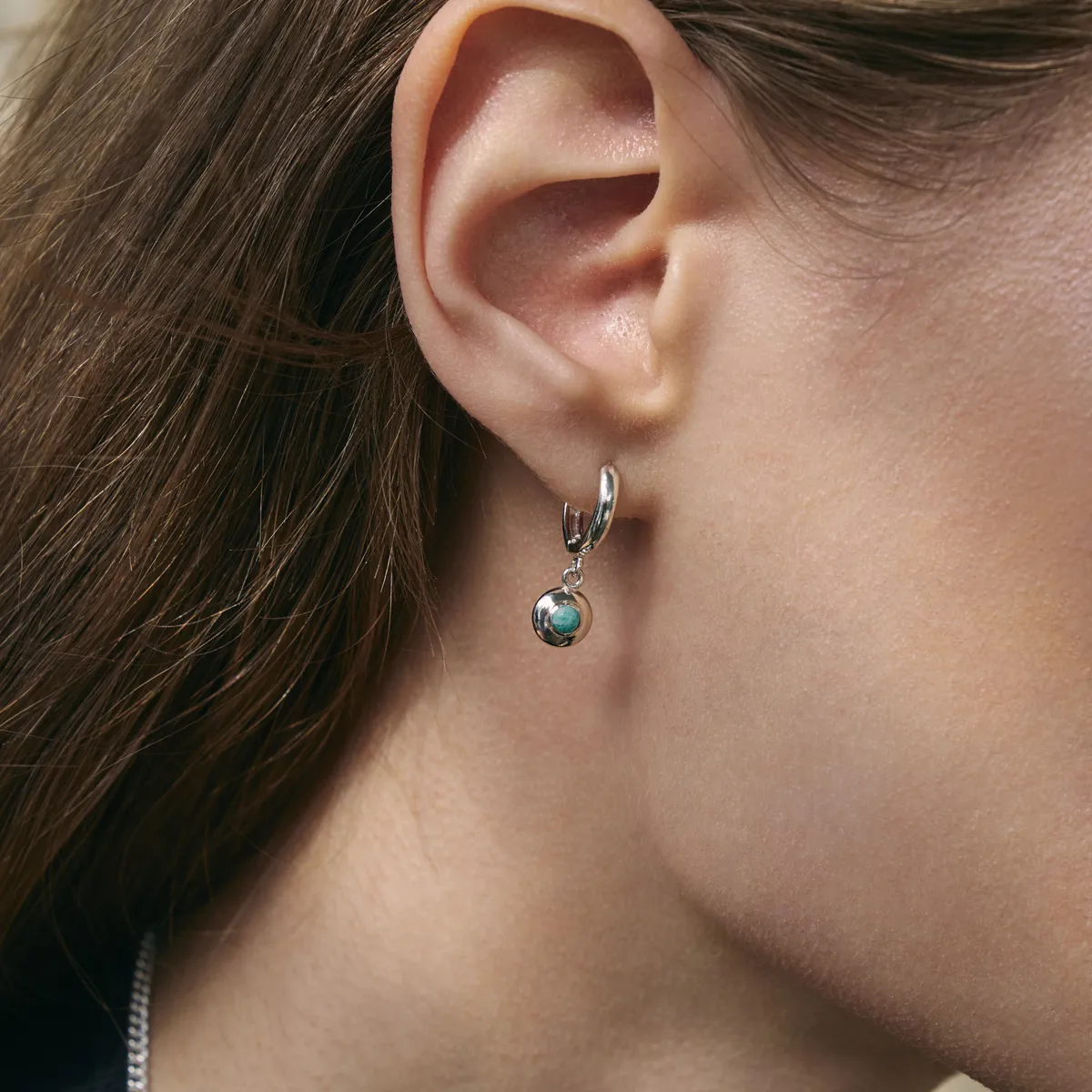 amazonite hoop earrings - 감도 깊은 취향 셀렉트샵 29CM