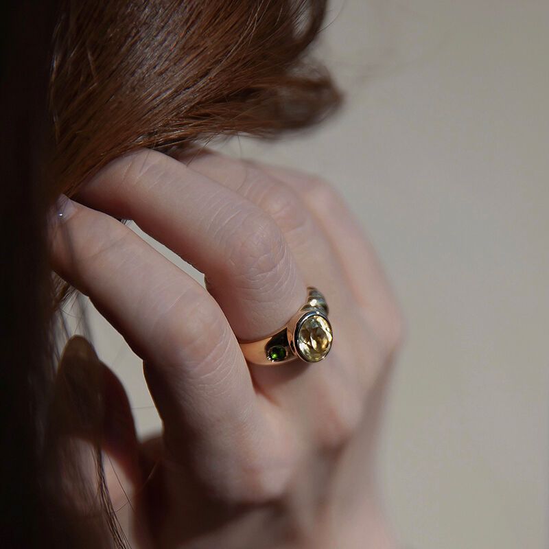 lemon quartz and diopside twist ring - 감도 깊은 취향 셀렉트샵 29CM